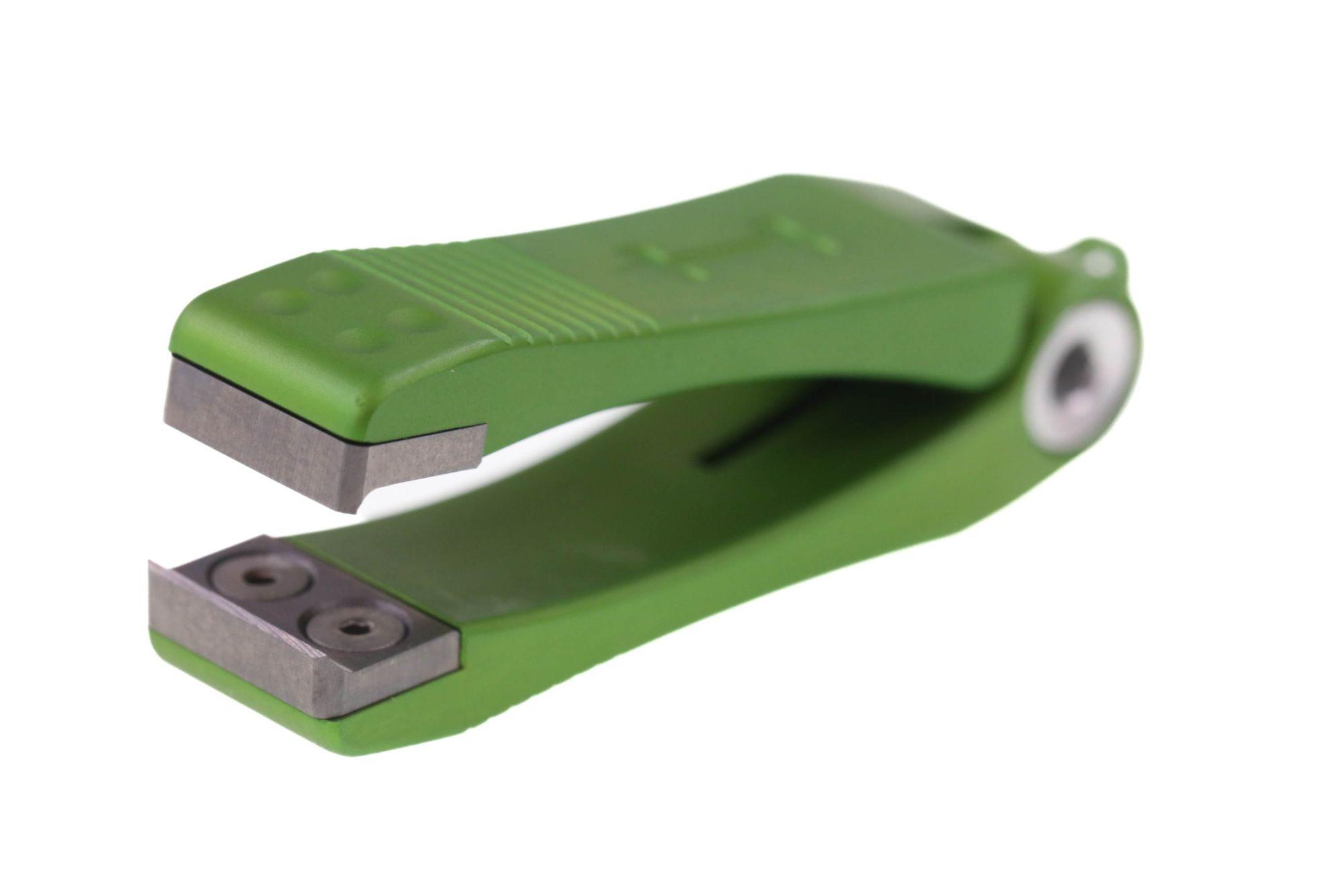 Best Fly Fishing Nippers - Buyer's Guide 2024 - The Wading List