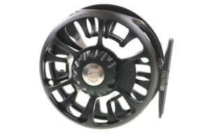 8 Best Fly Reels for Saltwater - Ultimate Guide 2024 - The Wading List